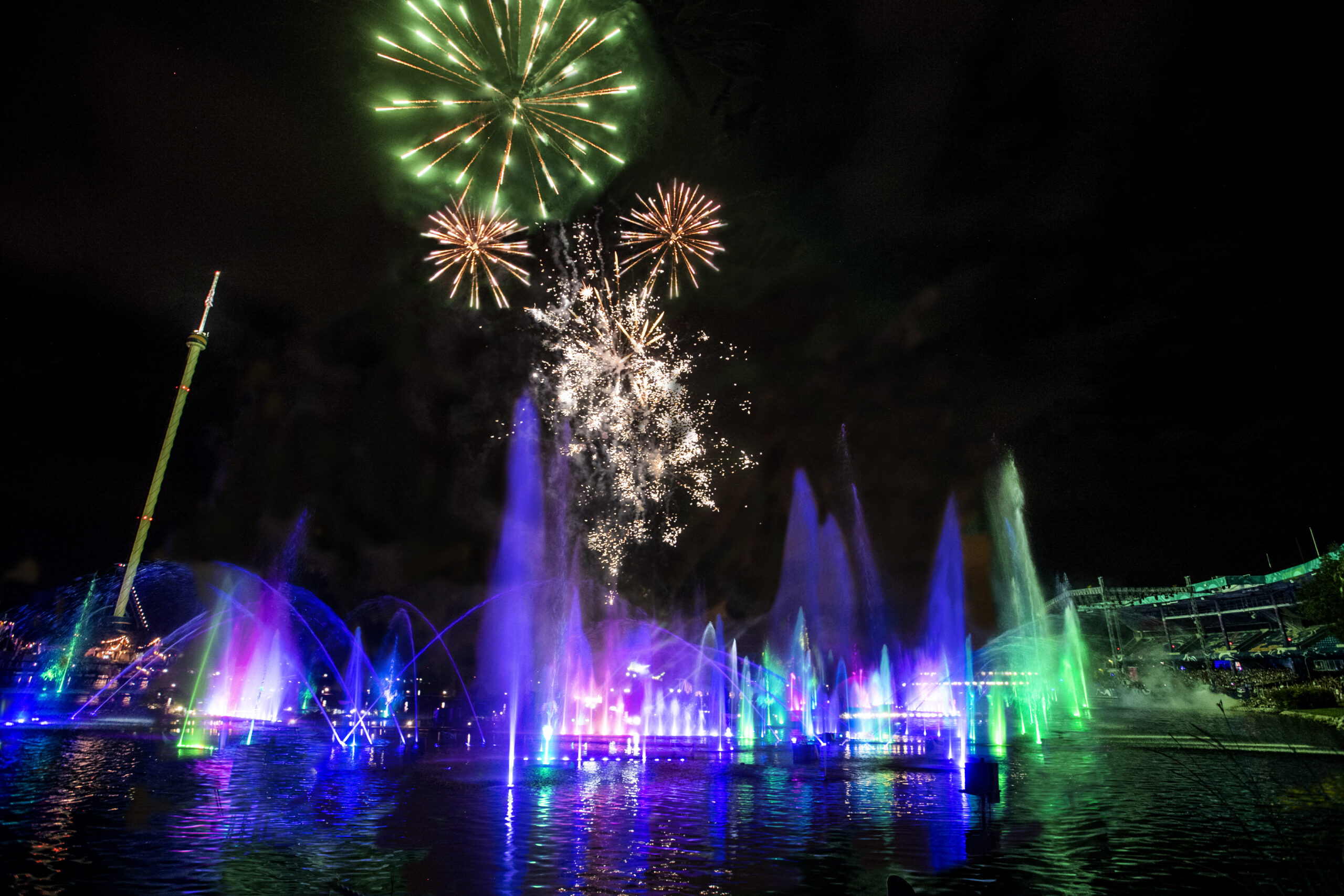 SeaWorld's Award-Winning Electric Ocean Returns - Florida Parks